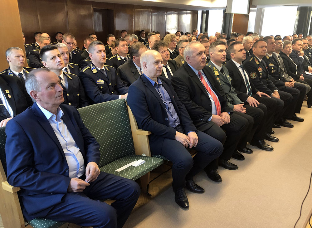 Évértékelő értekezletet tartott a Békés Megyei Rendőr-főkapitányság ...